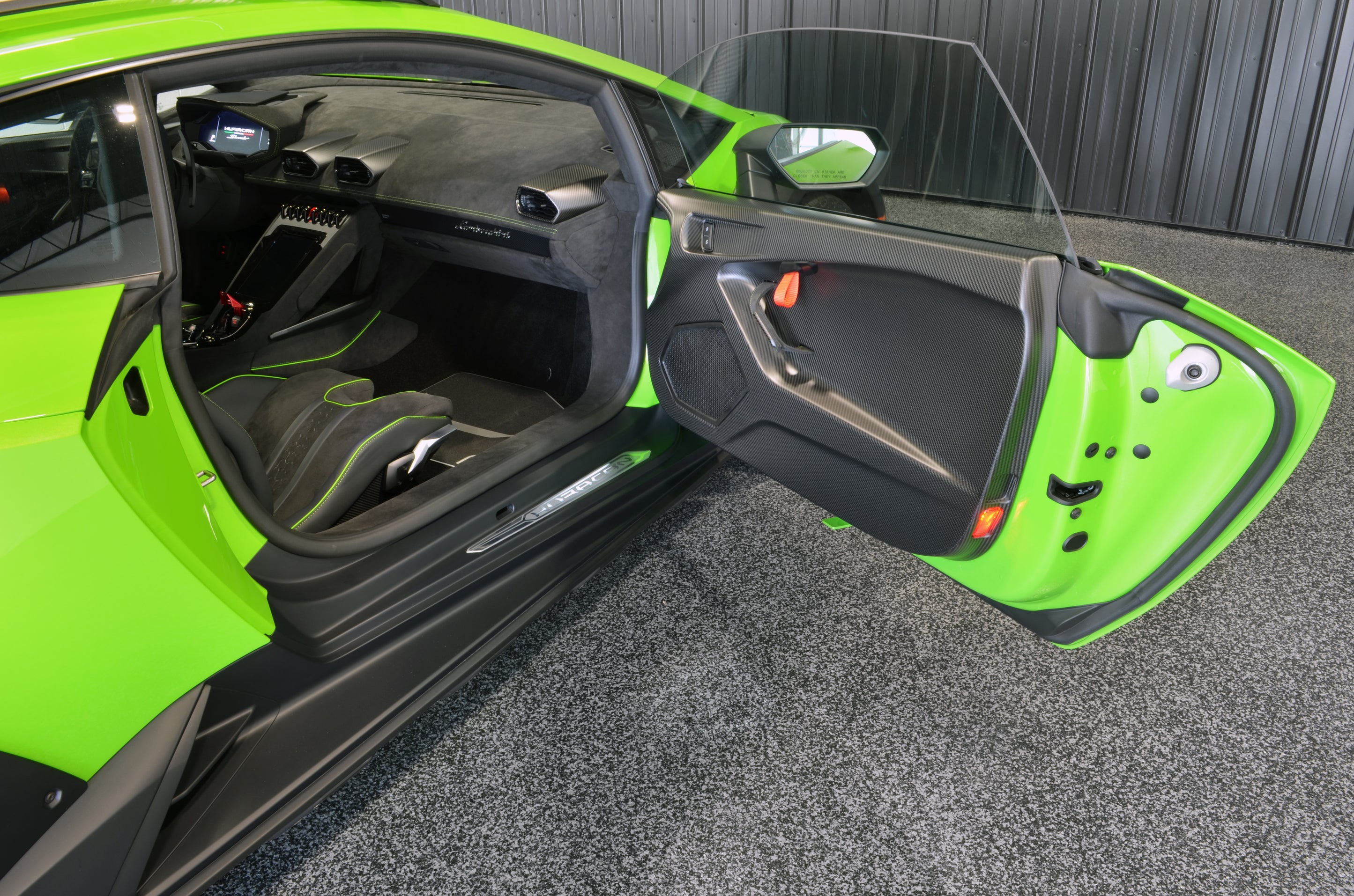 2023 Lamborghini Huracan Sterrato Verde Mantis Green – EK2 Exotics