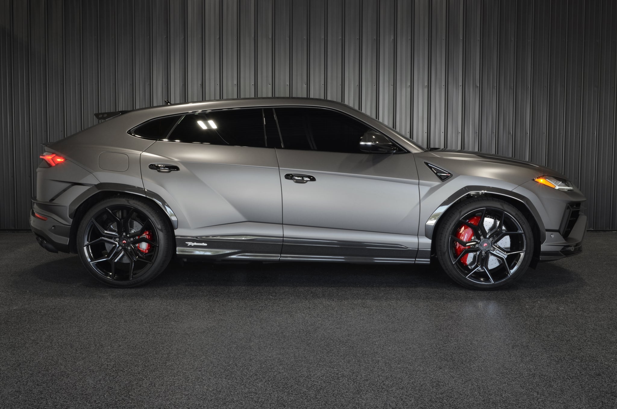 2024 Lamborghini Urus Performante Grigio Keres Matt – EK2 Exotics