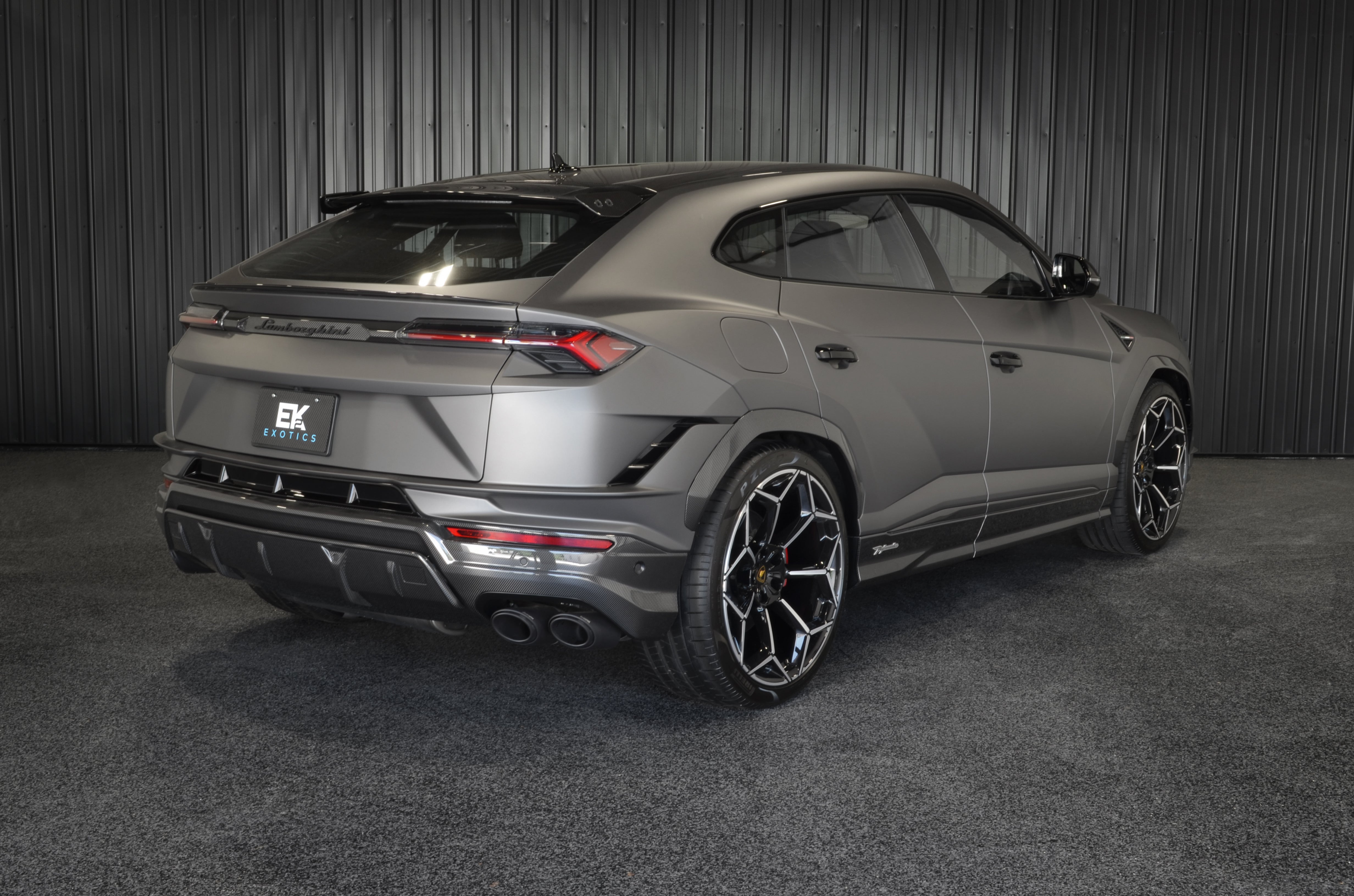 2024 Lamborghini Urus Performante Grigio Keres Matt – EK2 Exotics